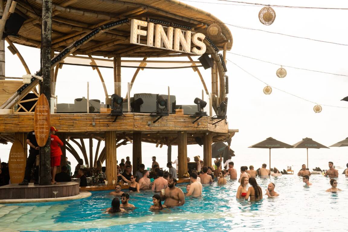 Manta Bar - FINNS Beach Club