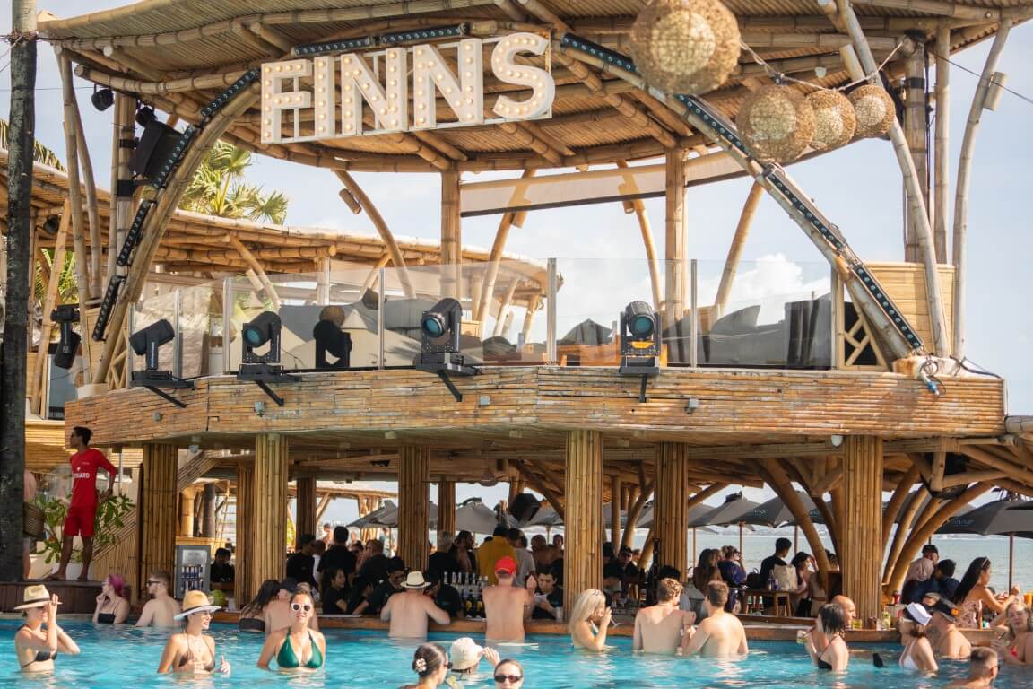 Manta Bar - FINNS Beach Club