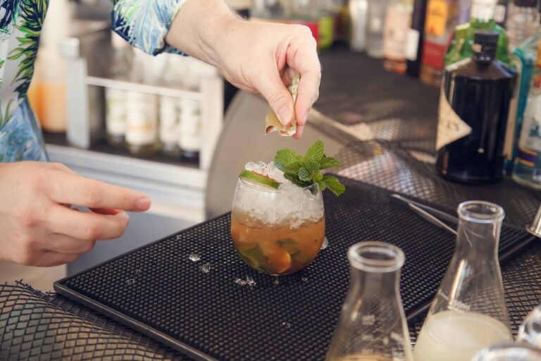 34 Best Cocktail Bars Bali | Find The Best Cocktails In Bali 2025