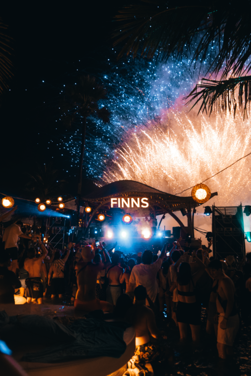 Photo Gallery - FINNS Beach Club