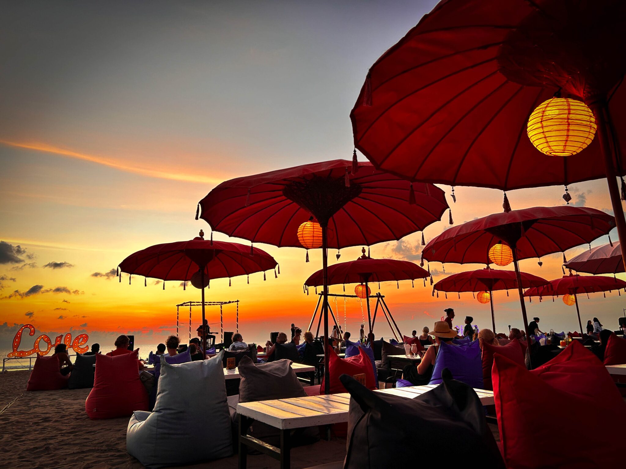 Top 5 Reasons to Visit the Flea Market Seminyak for Unique Finds