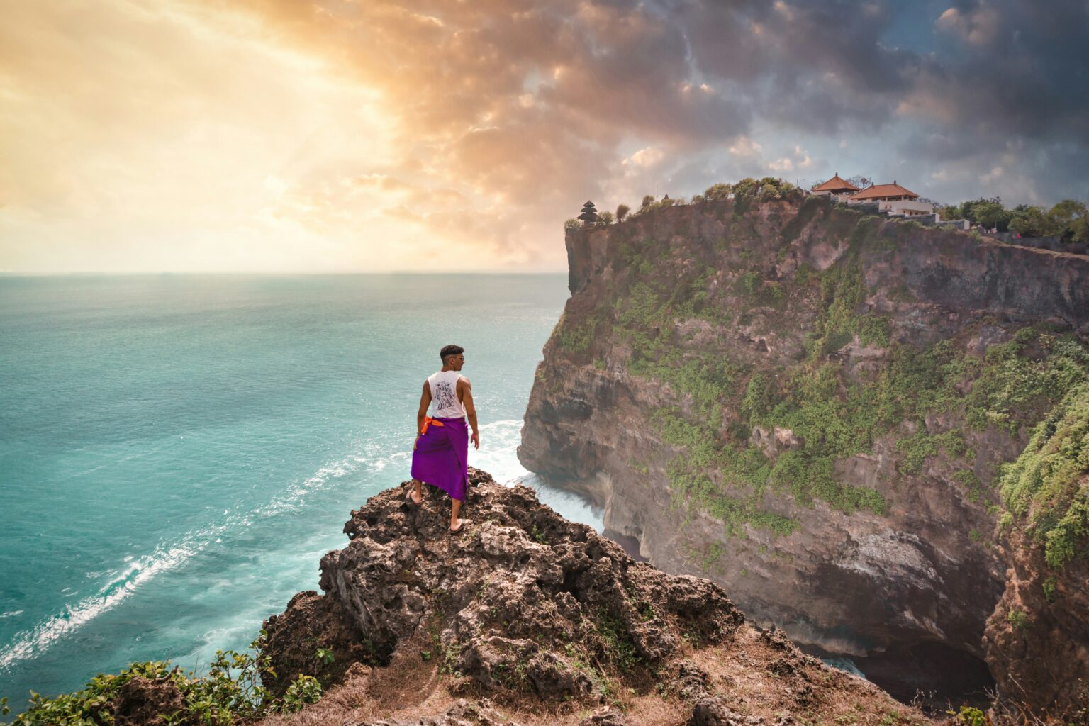 Complete Guide To The Bukit Peninsula Bali: A Surfer's Paradise
