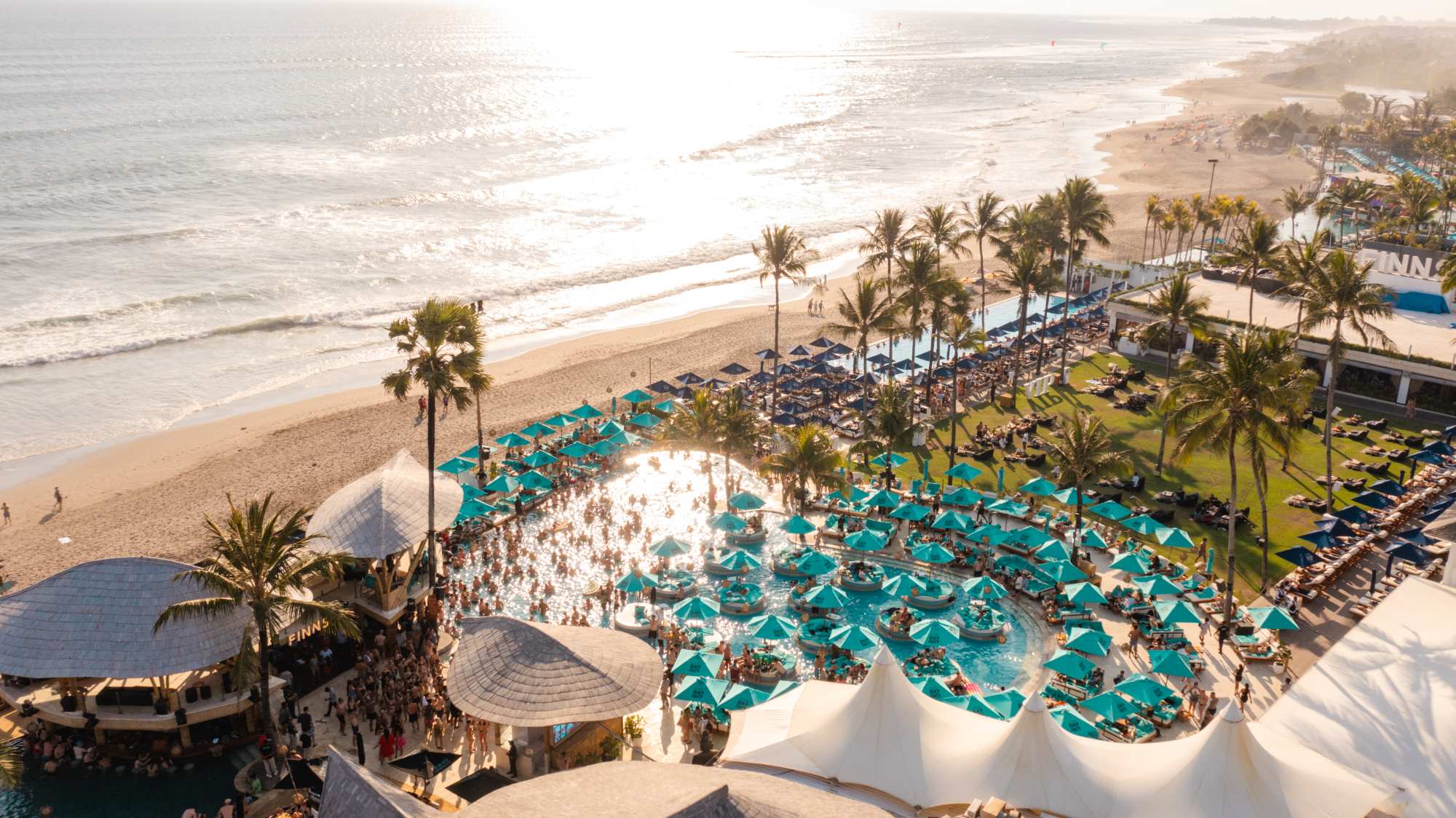 The 50 Best Infinity Pools, Bali: Stunning Locations To Brighten Your ...