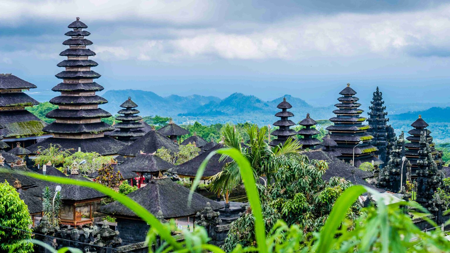 The Ultimate Guide To Sidemen, Bali: Beautiful East Bali - FINNS Beach Club