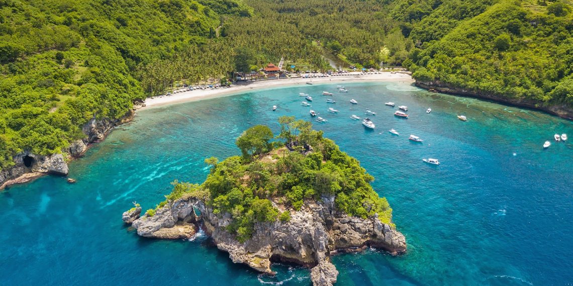 The Best Nusa Penida Beaches: Your Essential Guide to Island Paradise