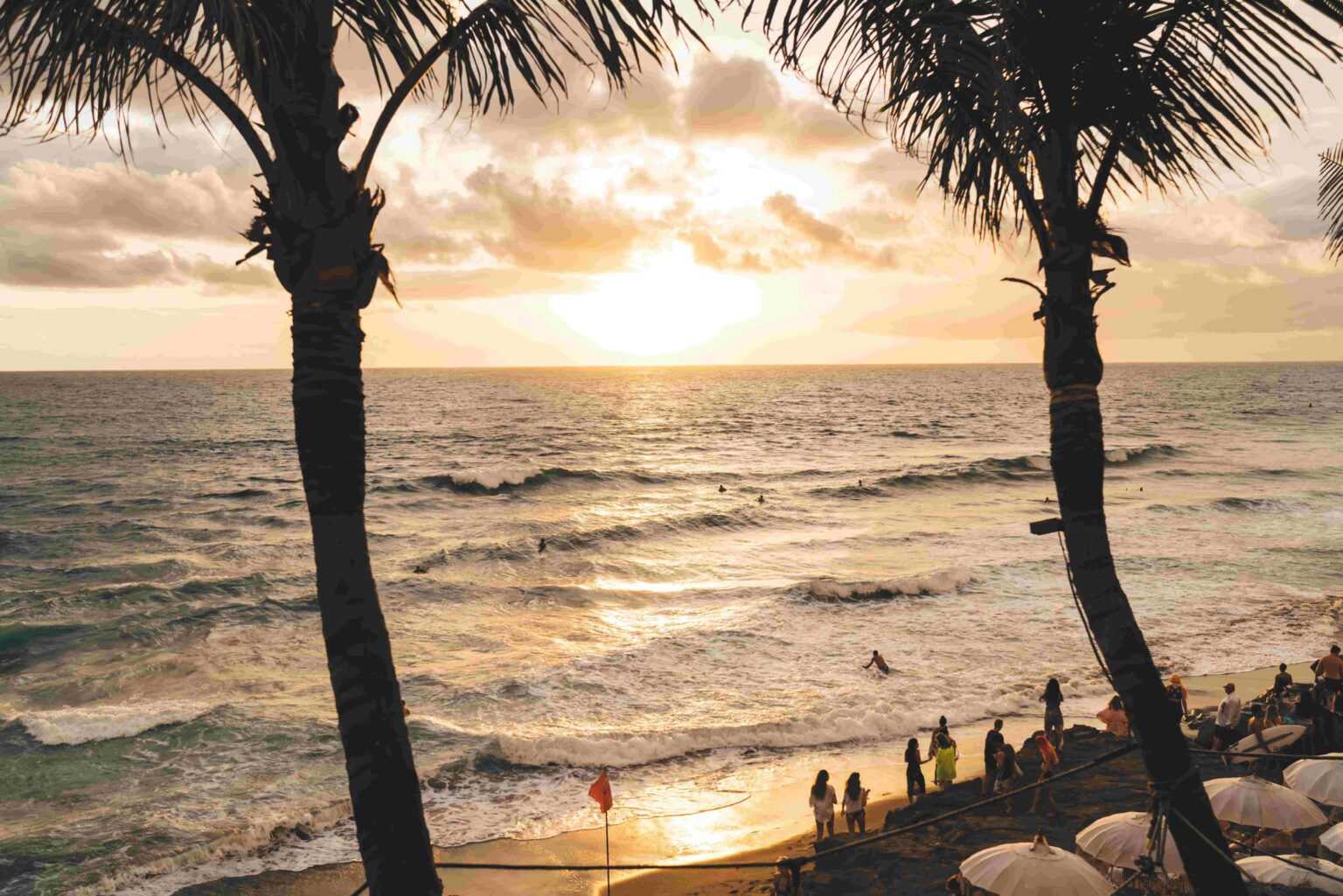 Batu Belig Beach: Sunset Scene Without Crowds In South Bali