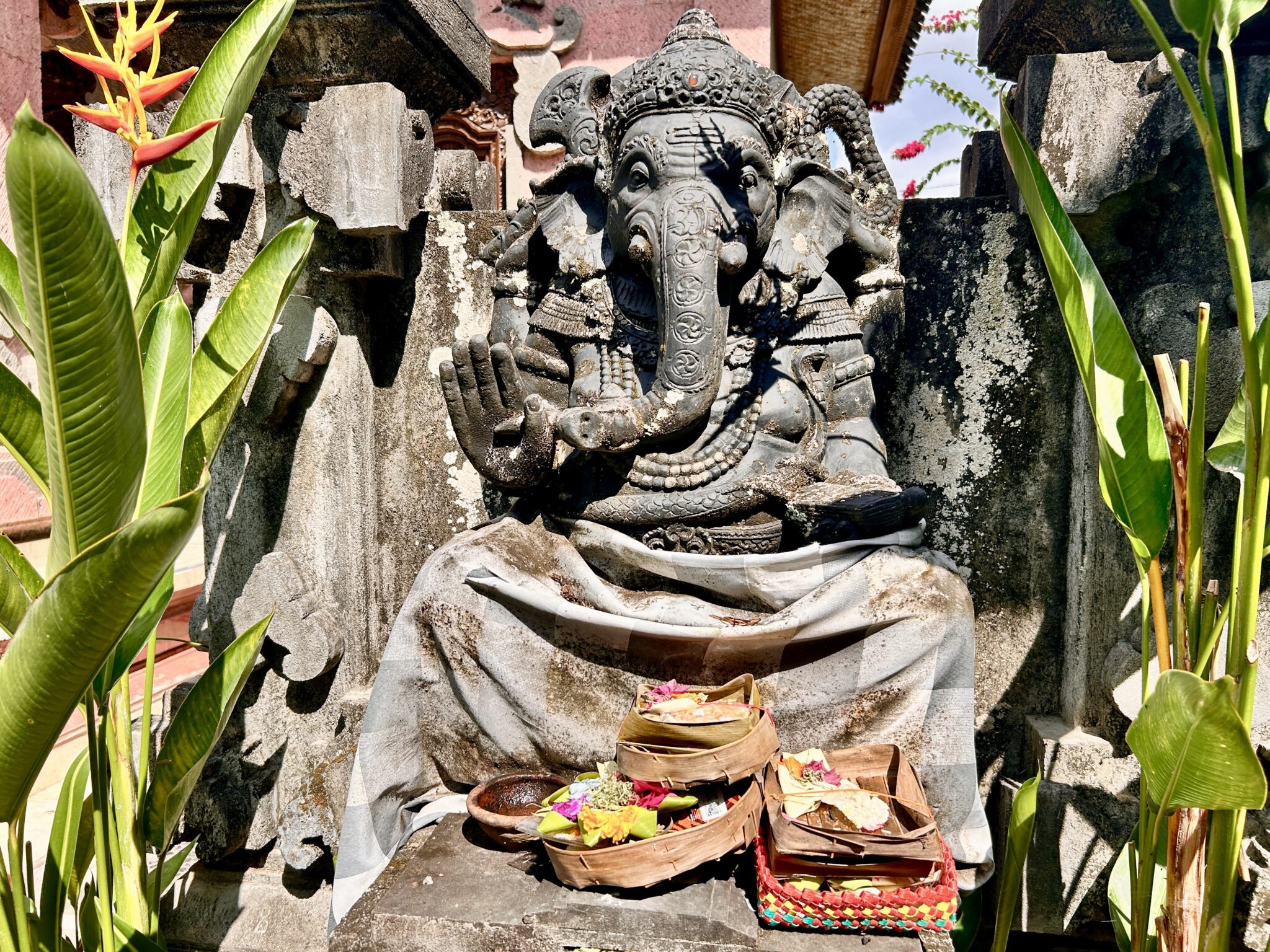 Pura Goa Lawah: Complete Guide To The Bali Bat Cave Temple