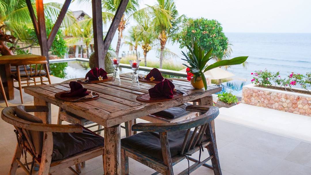 52 Best Beachfront Restaurants Bali: Magnificent Ocean Views