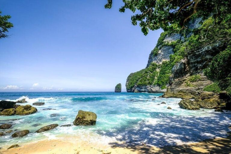 Tembeling Beach Bali: A Complete Guide to the Natural Pools and Forest