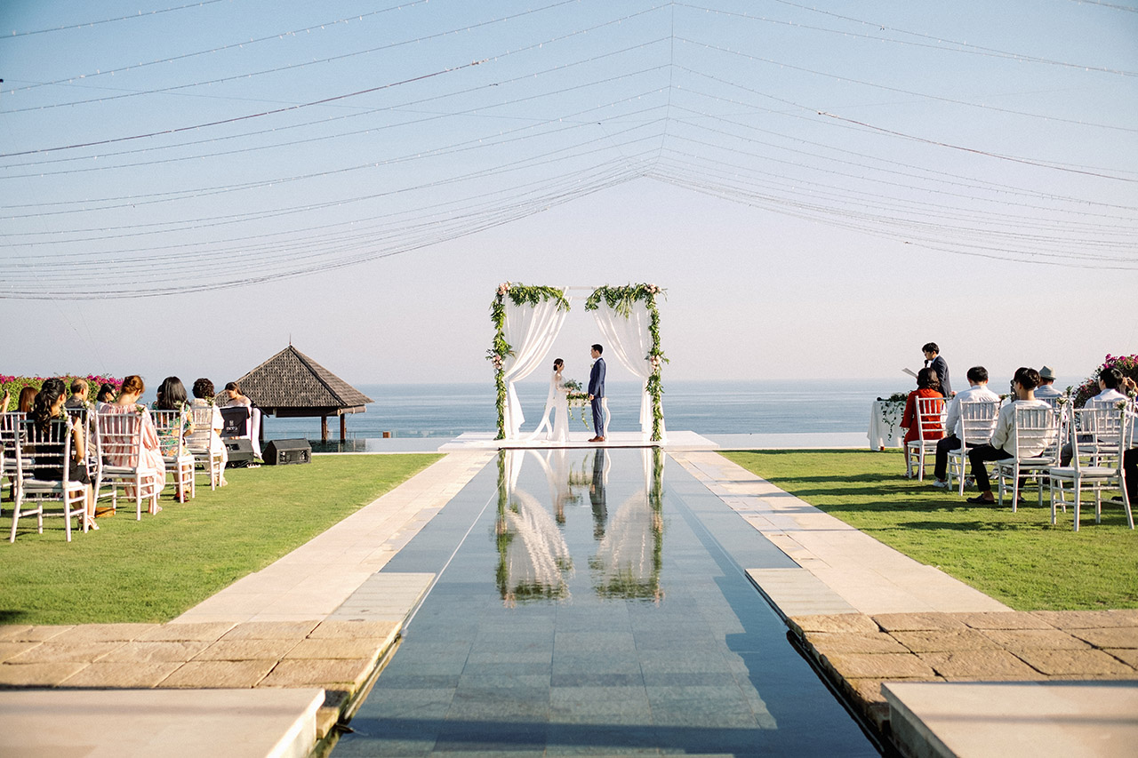 25 Best Wedding Villas In Bali For Your Dream Wedding - FINNS Beach Club